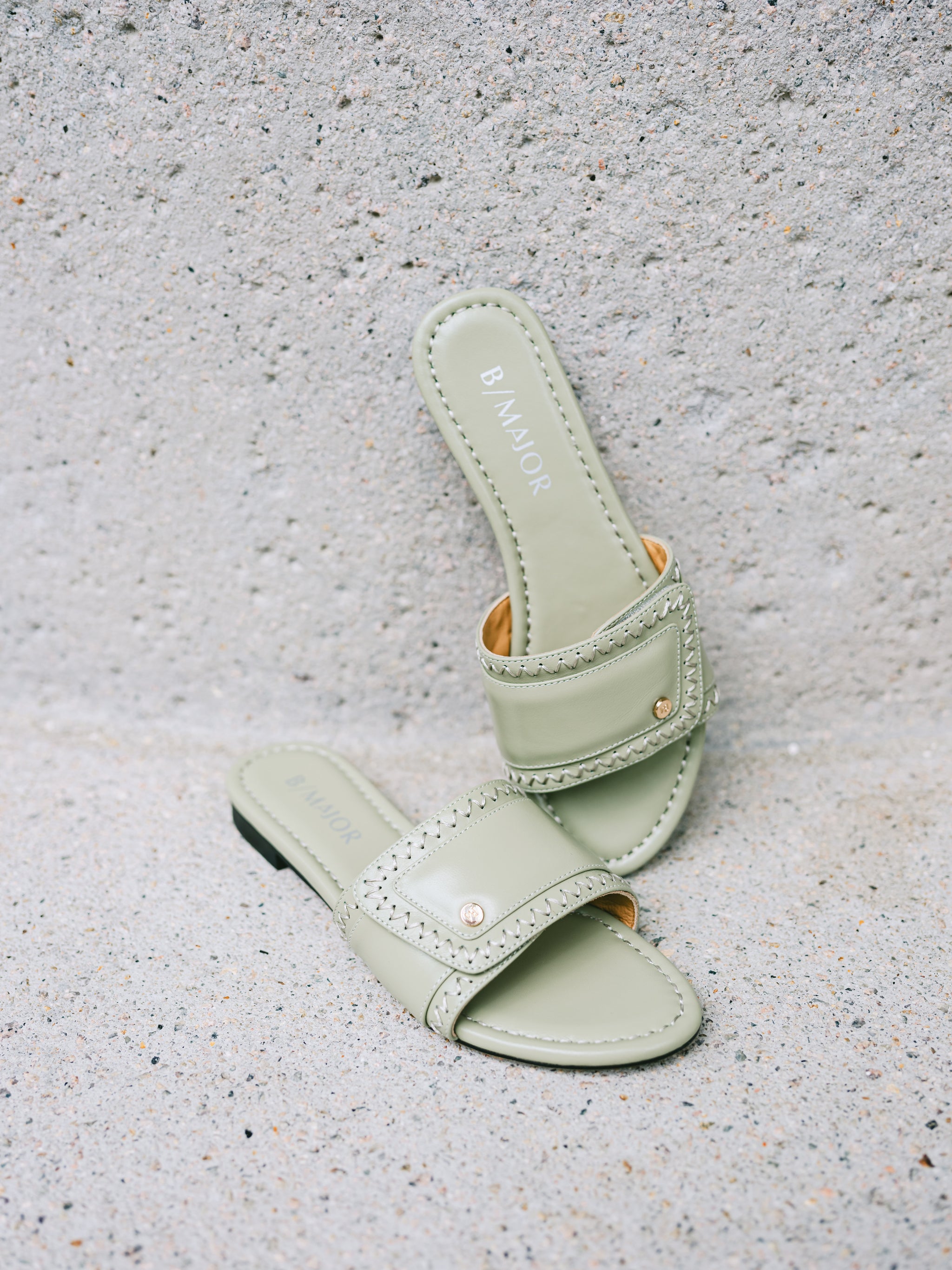 HAZEL Sandals - Avocado