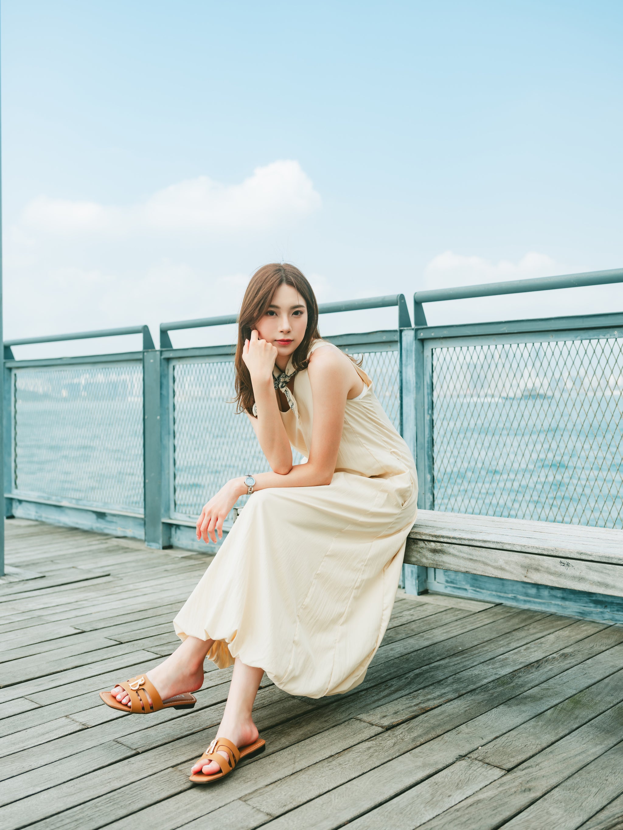 AVYLN Sandals - Brown